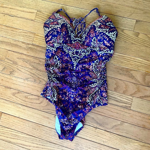 Athleta | Swim | Althleta Aqualuxe Molded Cup Bathing Suit Medium ...